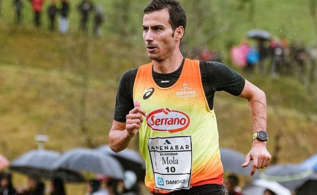 Mario Mola gana la 15K Nocturna de Valencia con 8.300 corredores