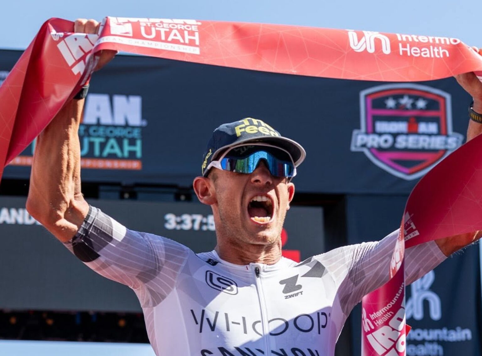 Lionel Sanders and Paula Findlay win the latest IRONMAN 70.3 St. George
