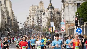 A Meia Maratona de Madrid de 2026 atrai 31.000 corredores.